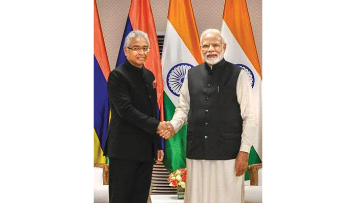 India & Mauritius discuss bilateral ties