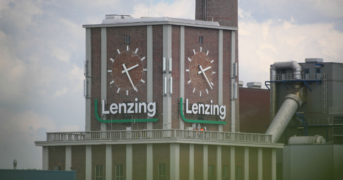 Lenzing named sustainability champion for the second time