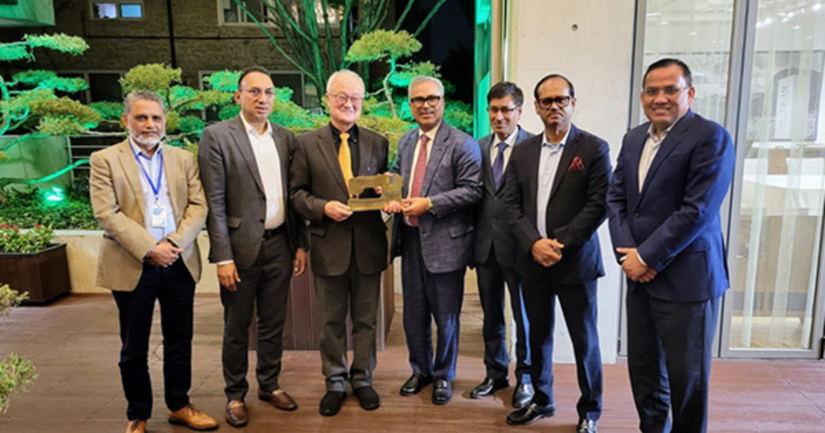 BGMEA, Youngone keen to collaborate on capacity building in MMF products