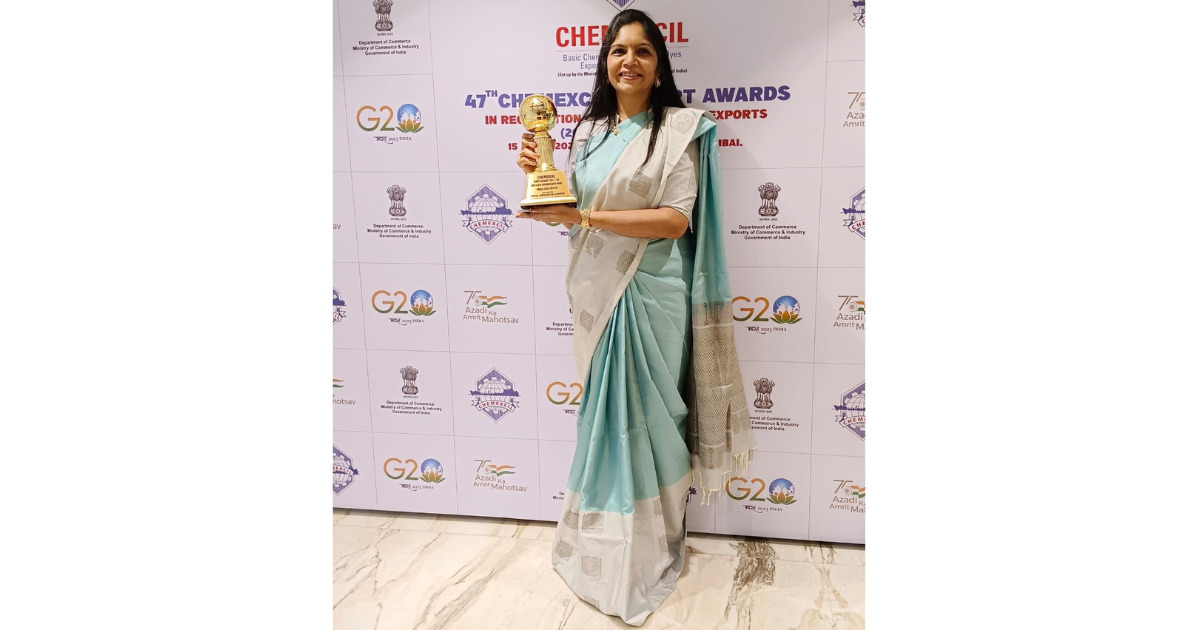 Vipul Organics receives the 1st award from CHEMIXCIL for Dyes and Dye ...