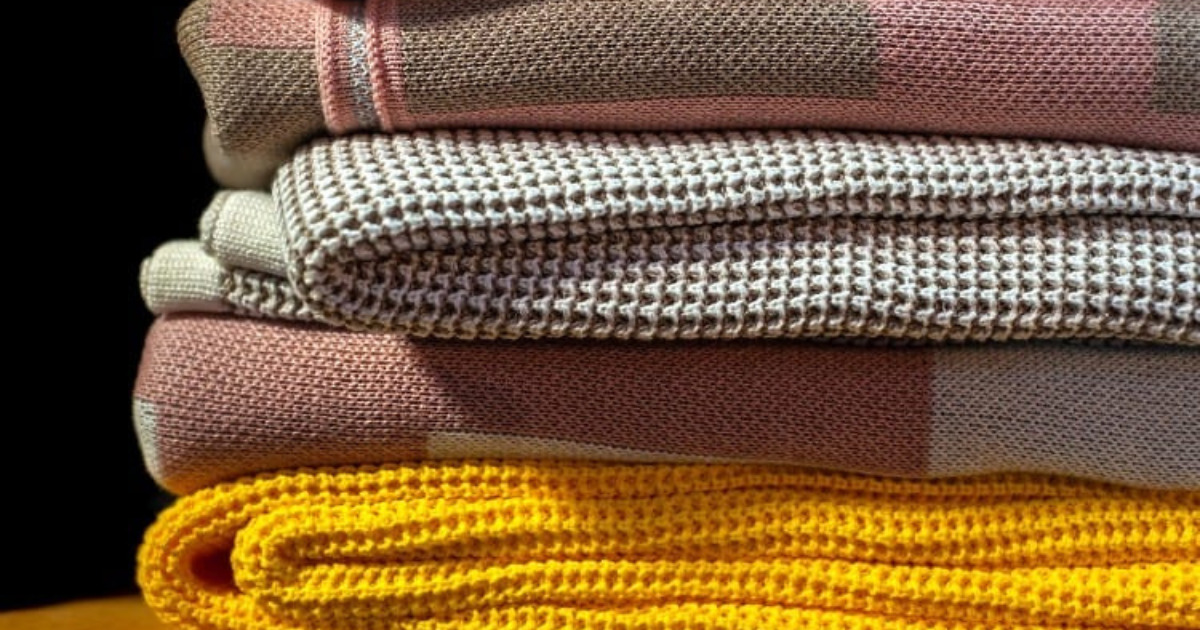 Cambodian exports of apparel, knitted and non-woven items fell