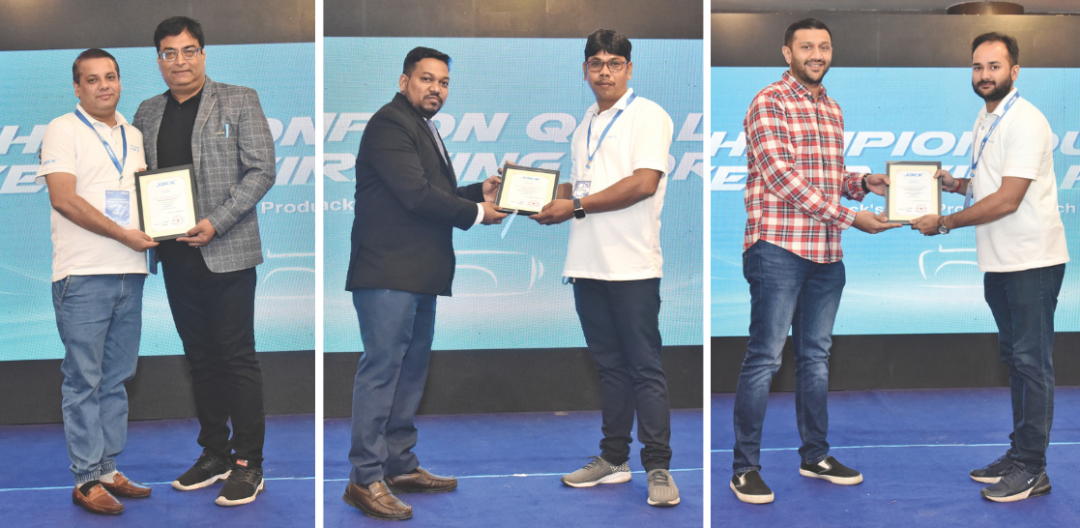 Jack unveiled its revolutionary A2C FST lockstitch sewing machine in ...